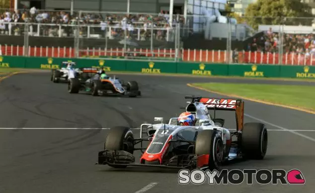 Grosjean durante a primeira corrida da Haas no Grande Circo - SoyMotor