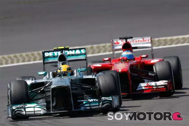 Lewis Hamilton mempertahankan dirinya menentang Fernando Alonso di Jerman - LaF1