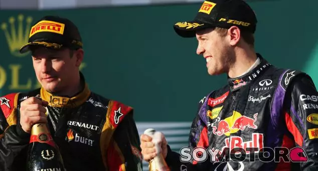 Kimi Räikkönen na Sebastian Vettel na podium na Melbourne - LaF1