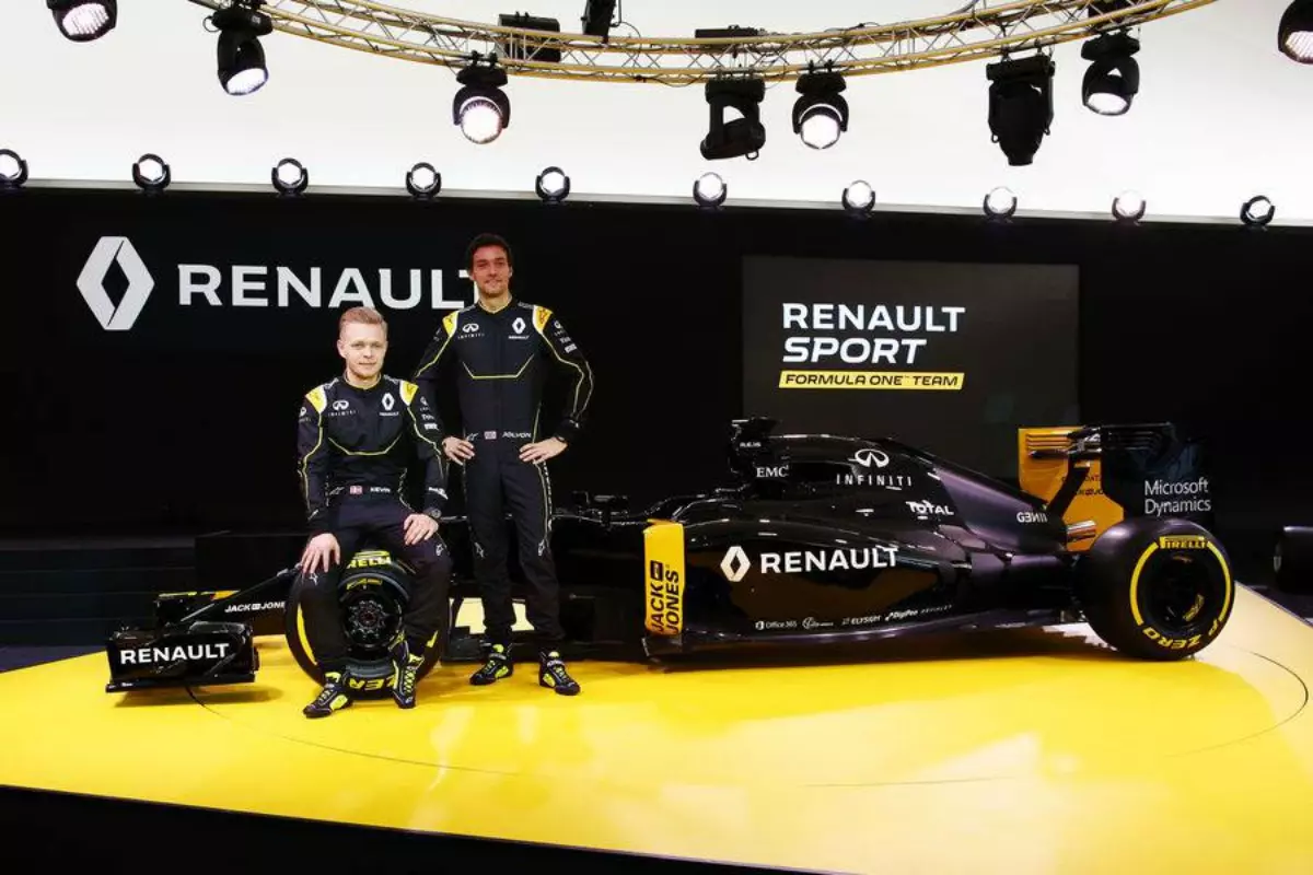 Infiniti, entre os novos patrocinadores de Renault