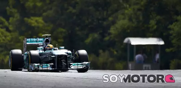 Lewis Hamilton á Mercedes W04