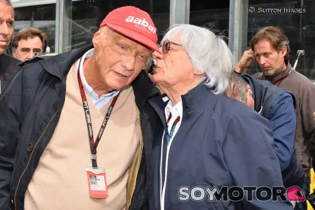 බර්නි එක්ල්ස්ටෝන් සමඟ Niki Lauda - LaF1