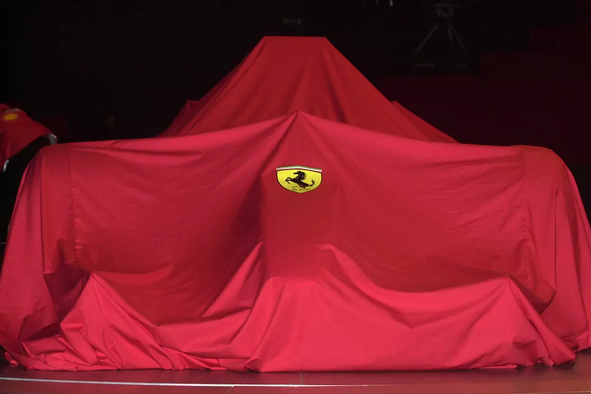 פאַנס וועלן קלייַבן די נאָמען פון די 2014 Ferrari