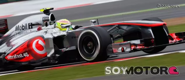 Sergio Pérez podczas treningu w Silverstone