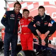 Jean-Éric Vergne bersama Antonio Albacete dan Daniil Kvyat - LaF1