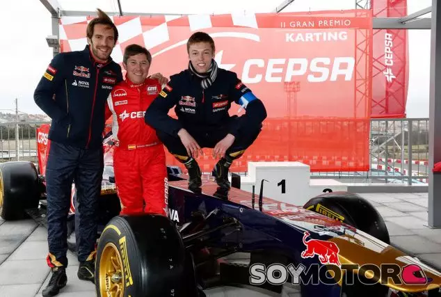 Jean-Éric Vergne gydag Antonio Albacete a Daniil Kvyat - LaF1