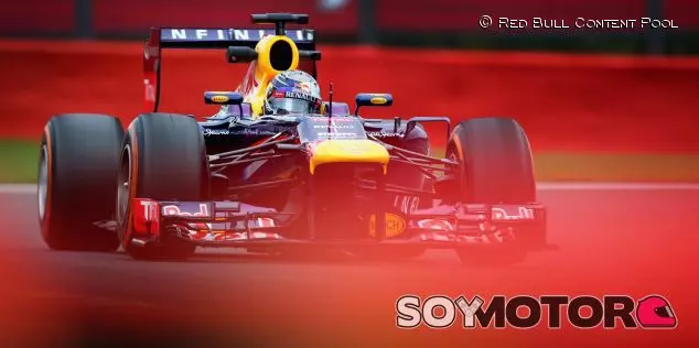 Sebastian Vettel vede 2. volný trénink GP Belgie 2013 - LaF1