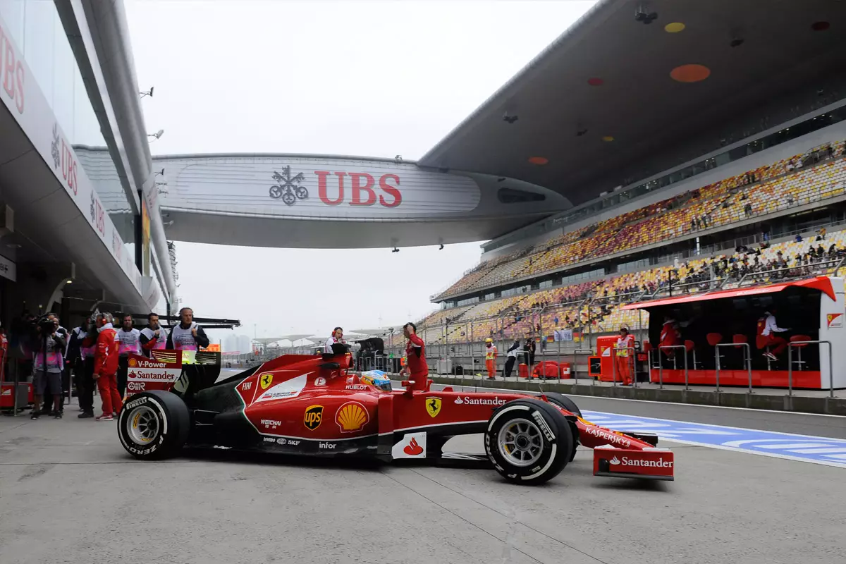 Ferrari ĉe la ĉina F1 GP 2014: vendredo