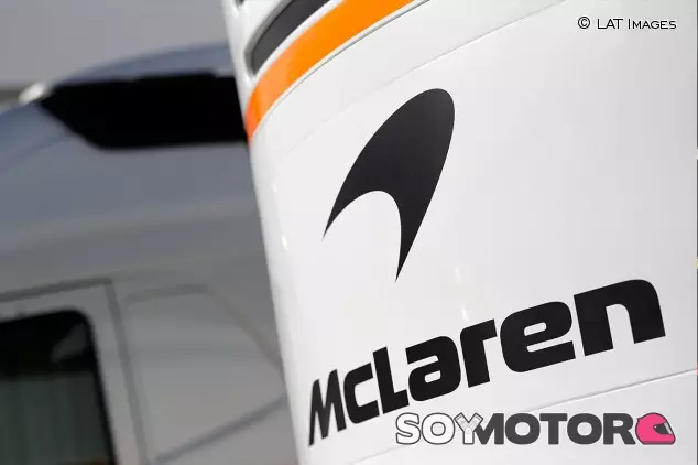 McLaren هڪ مرسڊيز انجڻ استعمال ڪندو، پر ان جو پنهنجو گيئر باڪس ٺاهيندو